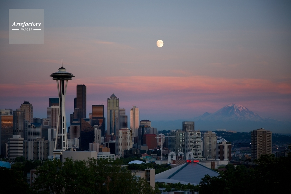 Pacific Northwest: Seattle at Dusk