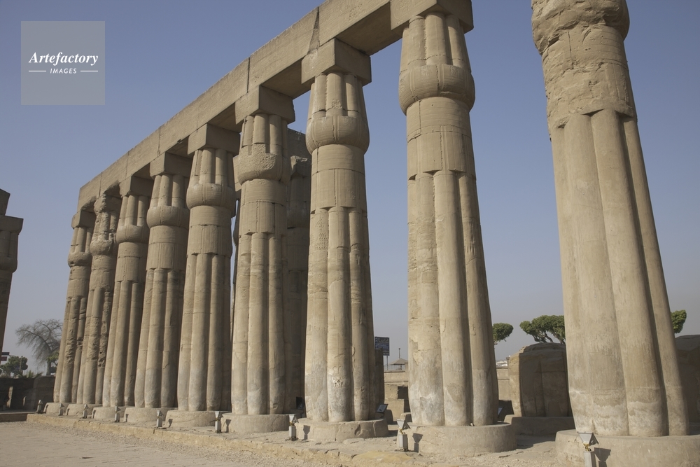 ルクソール神殿 アメンホテプ3世の中庭 世界遺産