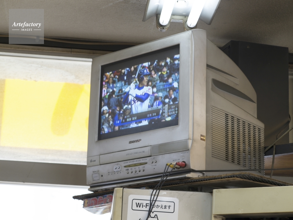 14インチブラウン管タイプのテレビデオ